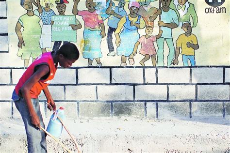 Oxfam Revela Informe Interno Que Detalla Abusos Sexuales La Tercera