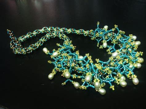 Pin Oleh Ani Listyarini Di Beaded Jewelry Ideas