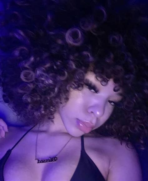 Pin By Prinxessfaith On Baddie 🌻 Curly Hair Styles Light Skin