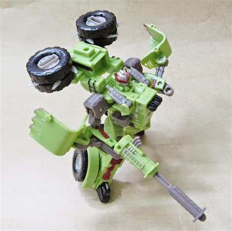 Transformers The Movie Deluxe Class Grindcore變形金剛真人電影版豪華級碎核