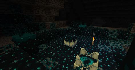 Barebones Deepdark Fanmade Minecraft Texture Pack