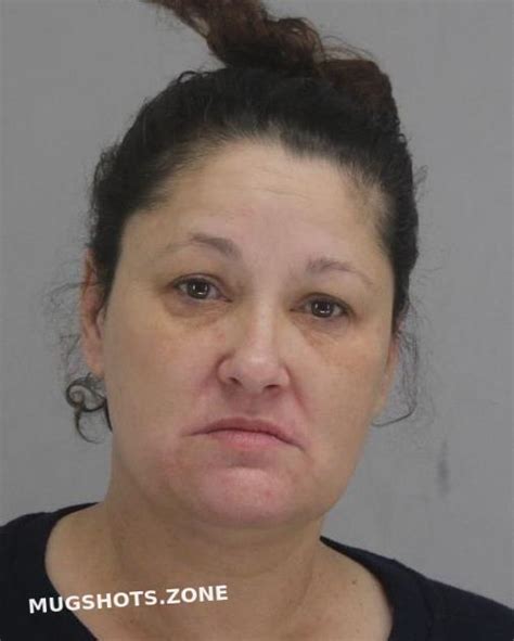 Reynolds Lisa 03 18 2023 Dallas County Mugshots Zone