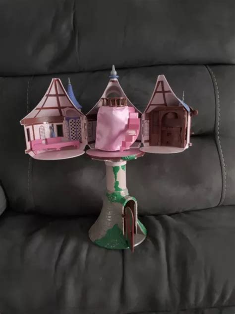Giant Disney Tangled Rapunzel Castle Tower Playset Simba Disney Store £
