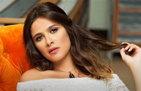 خاص لها ياسمين عبد العزيز تعود الى سينما بعد غياب Laha Magazine