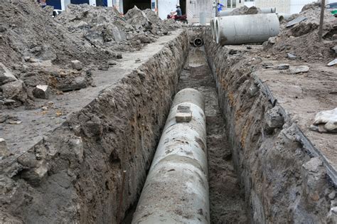 Saj Seinfra Faz Substituição De Manilhas Da Rede De Drenagem No Bairro