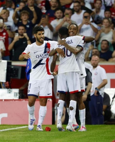 와 이강인 수비 5명 벗긴 환상 탈압박→전진패스에 메시가 다시 왔다 Psg 팬들 극찬
