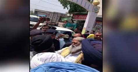 Ex Haryana Minister Anil Vij Stopped In Ambala By Farmers