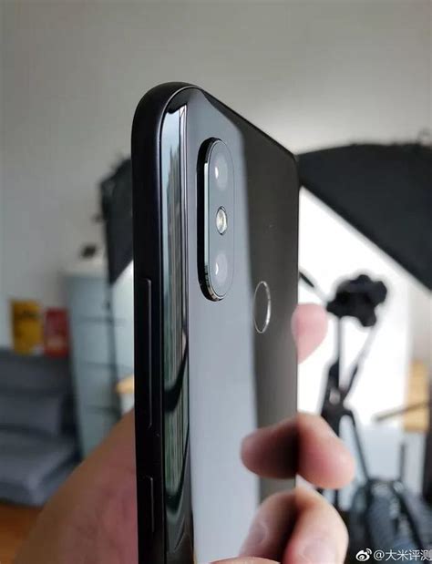 「爆料」vivo Nex外觀配置全曝光，真全面屏4000mah電池｜小米8真機上手實拍 每日頭條