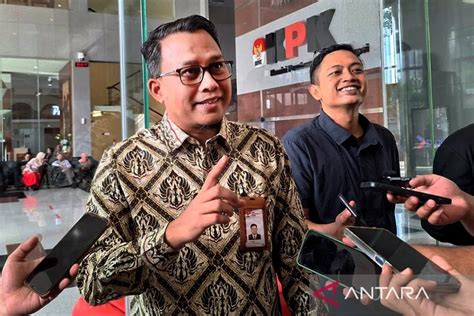 Pejabat Kemenkes Diperiksa KPK Terkait Aliran Dana Korupsi APD Covid 19