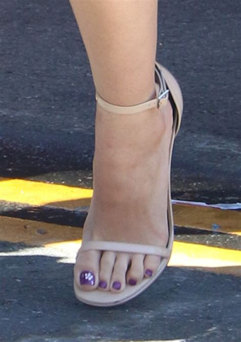 Laura Maranos Feet
