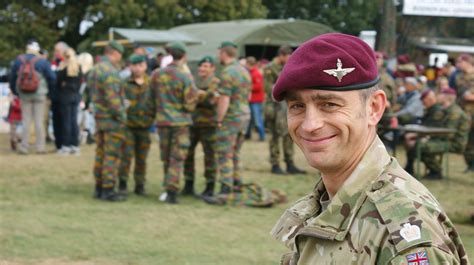 картинки человек люди военные Солдат Армия смех Празднование