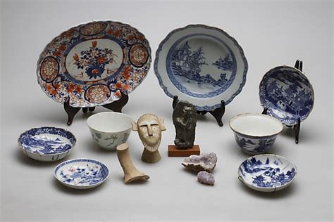 OSTINDISKT PORSLIN Mm Tal Keramik Porslin Orientaliskt Auctionet