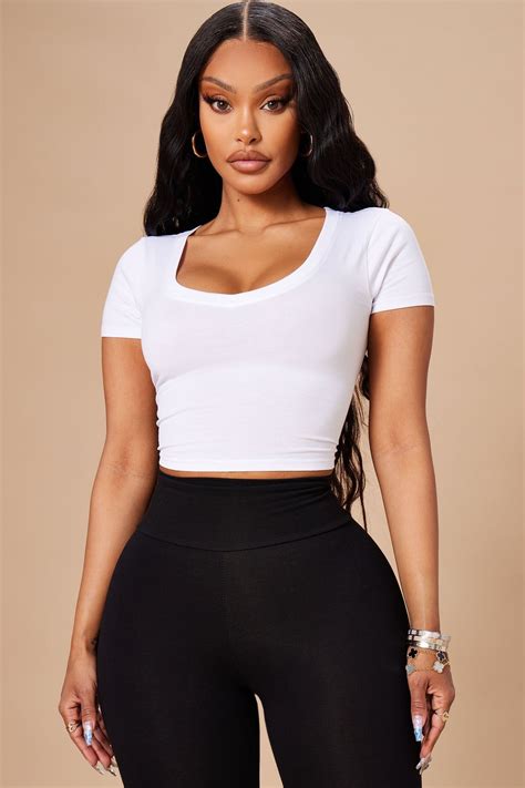 Carly V Neck Crop Tee White In 2024 Fashion Nova Outfits White Tees Outfit Plus Size Crop