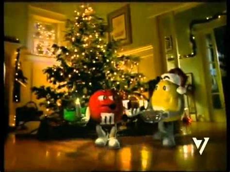 M&M's - Новогодняя реклама (Они настоящие!) - YouTube