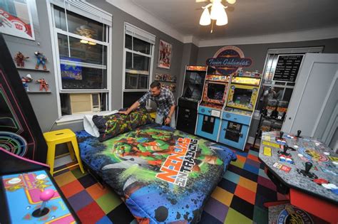 Man Creates Video Game Bedroom Kills Sex Life