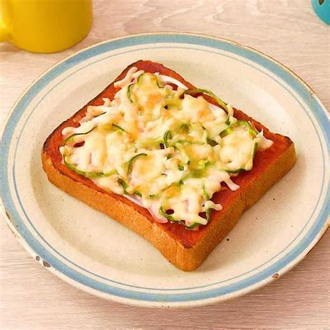 おなかが空いたらぱっとできる！ ピザトーストのレシピ動画・作り方 Delish Kitchen Recept