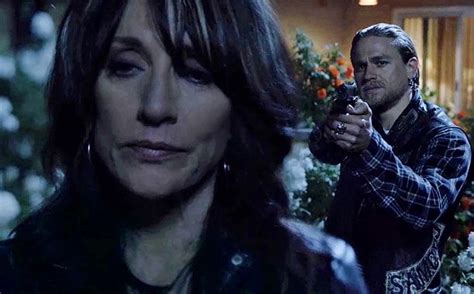 Sons Of Anarchy Director Talks Red Rose Shocks Fiery Finale