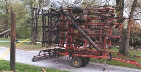 Overhead Power And Communication Lines Dont Get Grounded