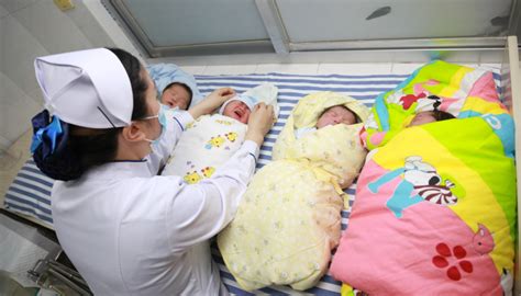 БНХАУ Төрөлт тав дахь жилдээ буурсан үзүүлэлттэй гарчээ Мэдээ мэдээлэл Монголын иргэн бүрд