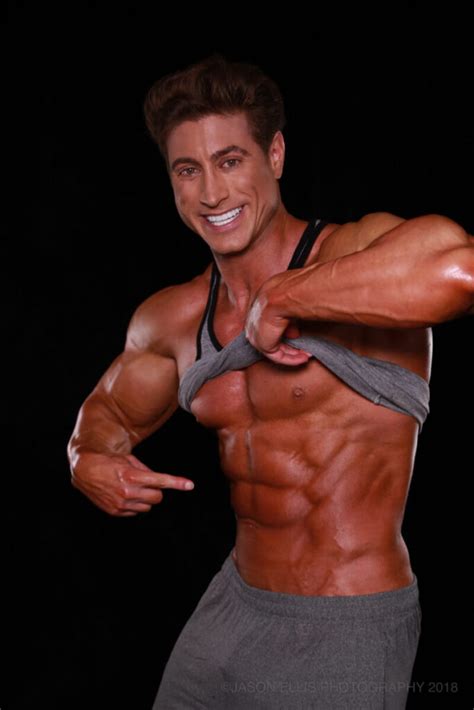 Personal Fitness Training Coach Lawrence Murphy Fitness