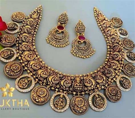 Antique Gold Nakshi Lakshmi Bottu Necklace Indian Jewellery Designs