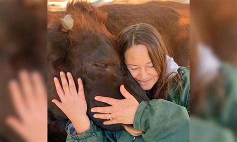 Hugging Cows A Qanda With The Gentle Barn Founder Ellie Laks