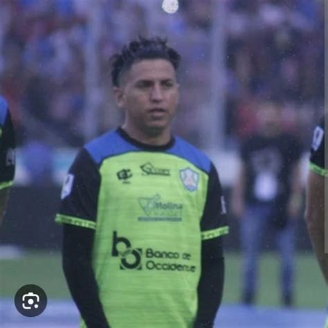 Lucas Andres Lucasandresbenites • Threads Say More