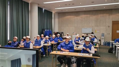 아침을 활기차게 의자체조캐디교육 캐디문의 골프 골프장캐디 신입캐디교육 Youtube