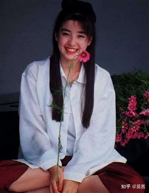 14岁被母亲下药送导演，17岁被逼迫裸体拍写真，她的一生有多可悲 知乎