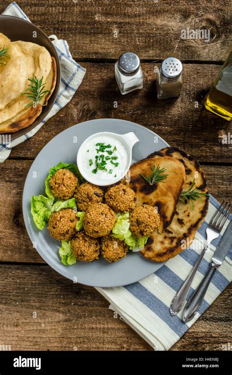 Healthy Dips For Naan Bread At Bruce Lohr Blog