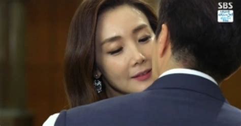 유혹 최지우 권상우와 홍콩서 재회 로맨틱 키스
