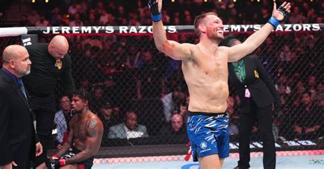 Reinier De Ridder Blitzes Through Kevin Holland With Dominant Rear Naked Choke Win UFC