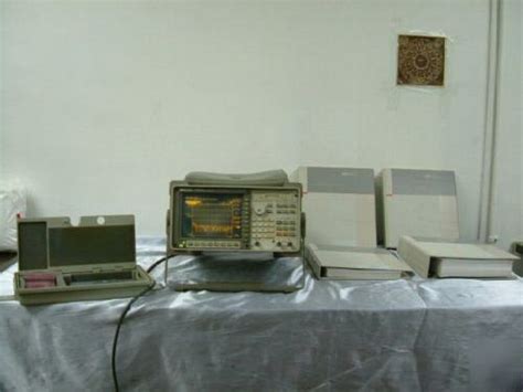 Agilent Hp 35670A Dynamic Signal Analyzer W Manuals