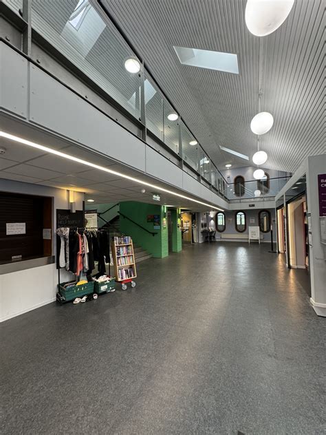 Foyer Barton Community Association Foyer Barton Community Association