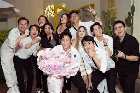 Gin Tuấn Kiệt chính thức hé lộ cảnh cầu hôn Puka, nhà gái chủ động hôn môi chồng sắp cưới cực ngọt