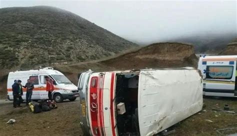 مصرع 10 أشخاص في حادث حافلة تقل متسلقي جبال في إيران