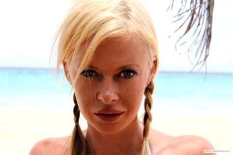 2sexybikini Amy A
