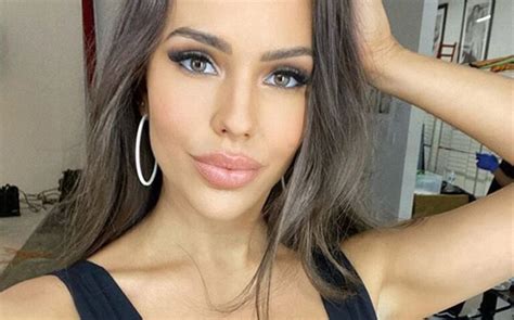 How Paige Woolens Onlyfans Complements Her Bold Online Presence
