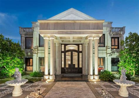 Custom Entries Gallery