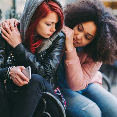 Contar um grupo de apoio de amigos ou outros familiares é essencial para superar o