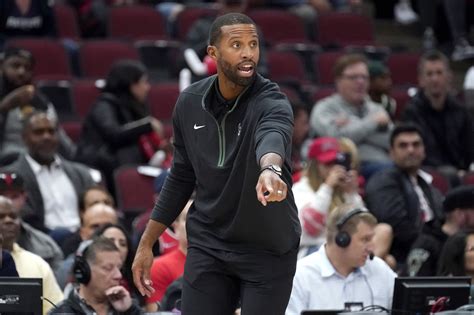 Charlotte Hornets Hire Celtics Assistant Coach Charles Lee To Be Their