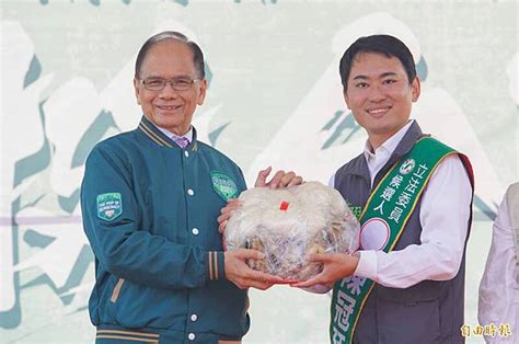 陳冠廷梅山後援會成立 游錫堃讚最優秀的年輕人才 自由電子報 LINE TODAY