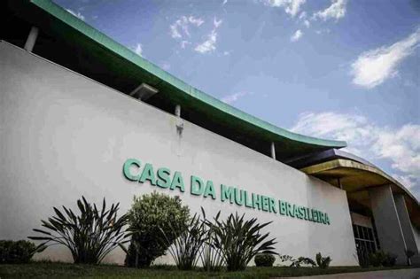 Ao dar banho na filha mãe descobre que criança de anos foi estuprada pelo avôdrasto