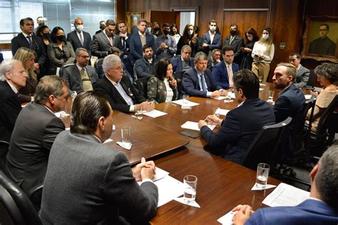 Candidatos Ao Governo De Sp Firmam Compromisso Pela Democracia