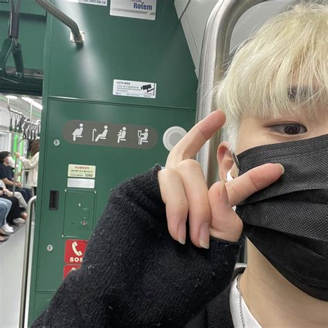 모카💜 Moka 05 29 Twitter