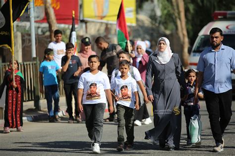 عشرات الآلاف تتوافد إلى ساحة الكتيبة في غزة لإحياء ذكرى انطلاقة الجهاد