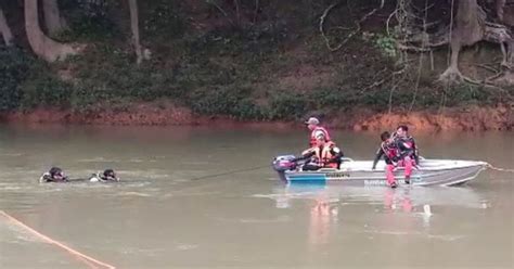 Father Feared Drowned While Trying To Save Son New Straits Times
