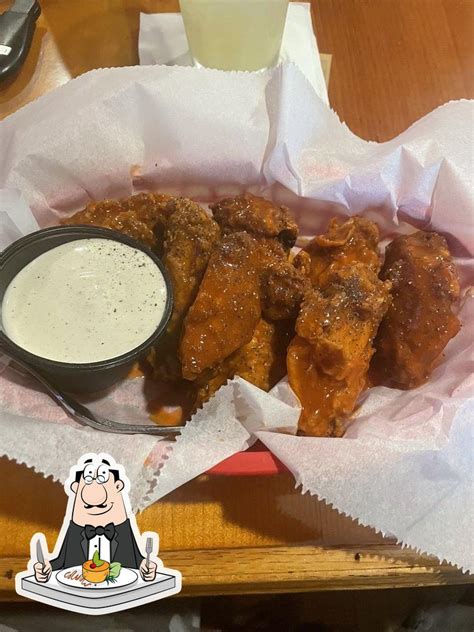 Pea Patch Motel And Saloon 6011 County Hwy W In Manitowish Waters