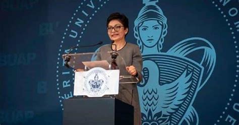 Lidia Cedillo Primera Mujer Rectora De Buap