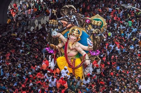 Ganesh Chaturthi 2018 Chinchpokli Cha Chintamani Turns 99 This Year